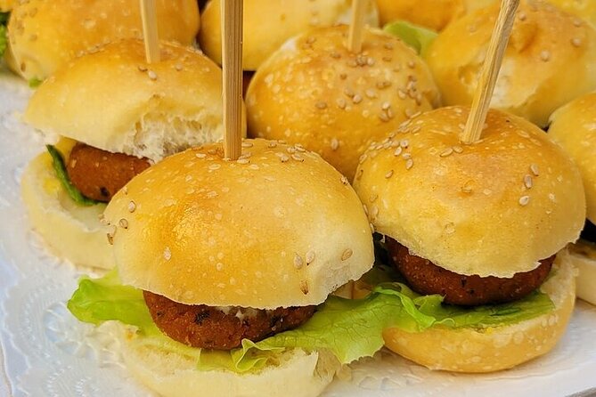 Venice Like a Local: Vini and Cichetti at Liuba and Hugos Home - Meeting Information