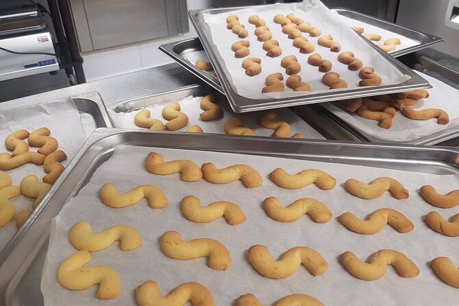 Venice Like a Local: Vini and Cichetti at Liuba and Hugos Home - Embracing Liuba and Hugos Hospitality