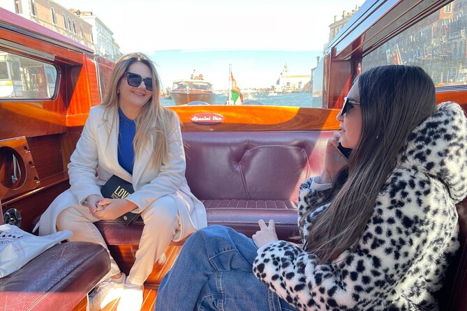 Venice: Marco Polo Airport Private Transfer to Hotel by Car& Boat - FAQs