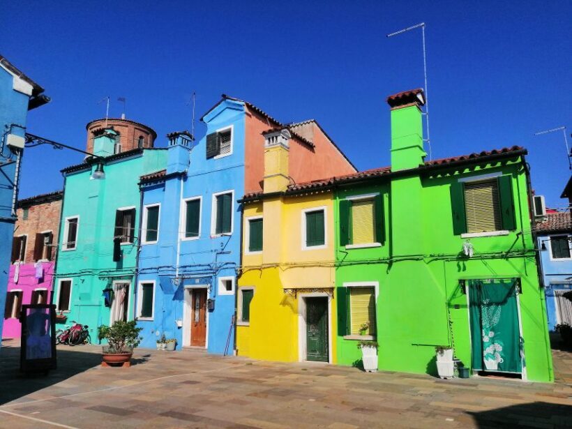 Venice: Mazzorbo, Burano and Murano Island Walking Tour - Key Points