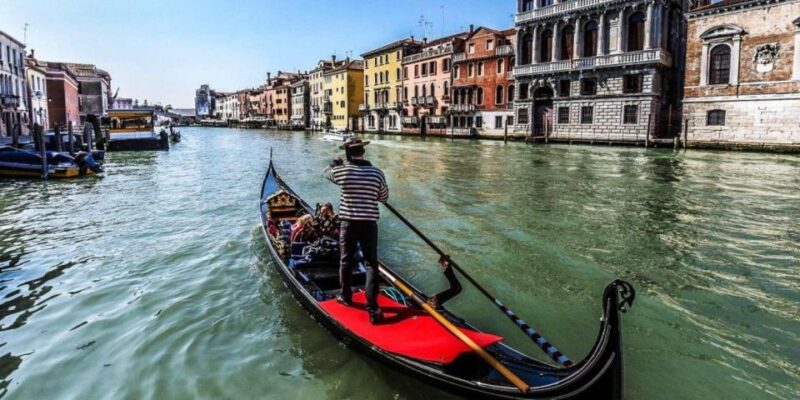 Venice Morning Highlights: Piazza San Marco to Grand Canal - The Scenic Grand Canal and Gondola Ride