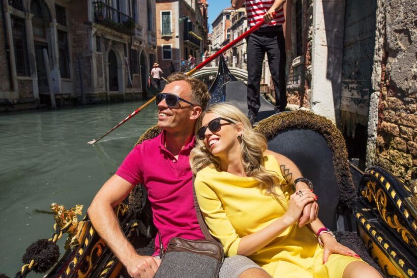 Venice: Off the Beaten Path Private Gondola Ride - What To Expect on the Water