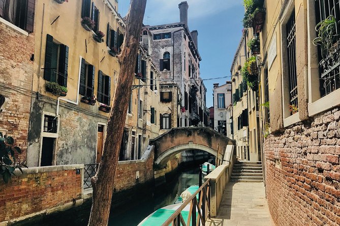Venice off the Beaten Path: Private Tour in Venice With a Local - Exploring Quieter Neighborhoods and Cultural Gems