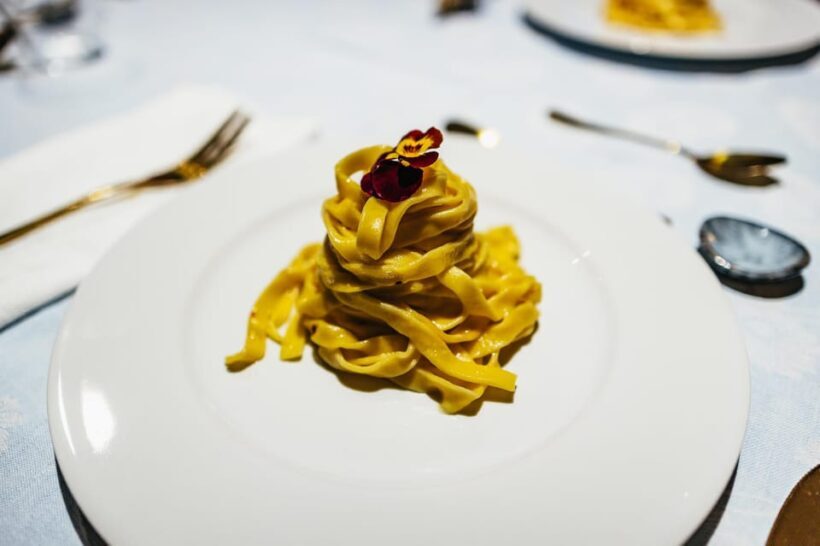 Venice: Pasta and Tiramisu Cooking Class at a Local's Home - Key Points
