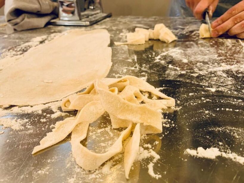 Venice: Pasta and Tiramisu Cooking Class with Wine - A Closer Look at the Experience
