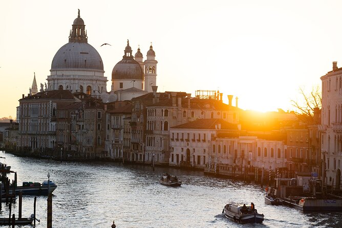 Venice Photography Workshop: The City Through an Artists Eye - Key Points