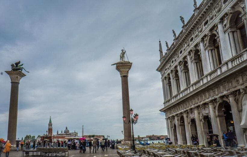 Venice: Private Evening Stroll with Gondola Ride - Exploring Venice by Land and Water