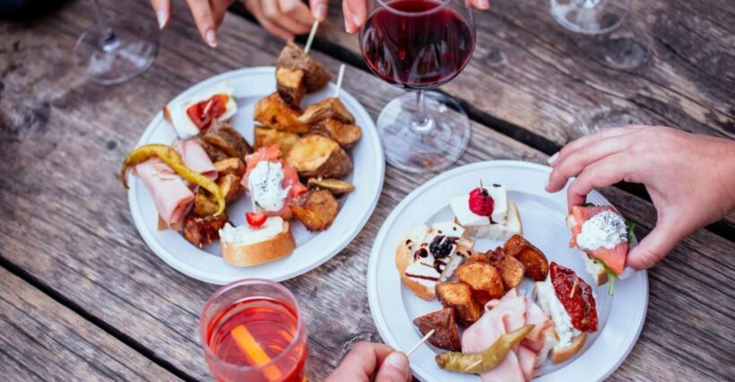 Venice: Private Evening Tour w/ Drinks & Bites in Cannaregio - Key Points