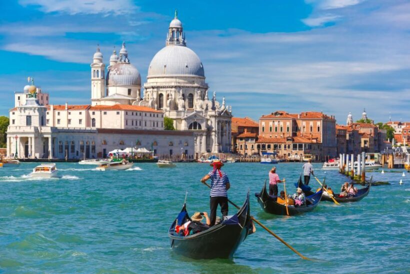 Venice: Private Exclusive History Tour with a Local Expert. - Exploring Venice with a Private Local Guide