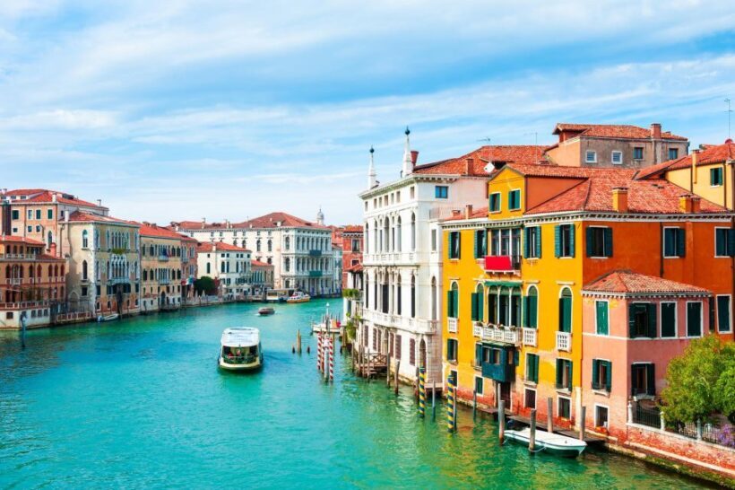 Venice: Private Exclusive History Tour with a Local Expert. - Who Should Consider This Tour