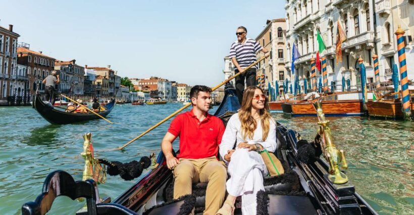 Venice: Private Gondola Ride along Grand Canal - Who This Tour is Best For