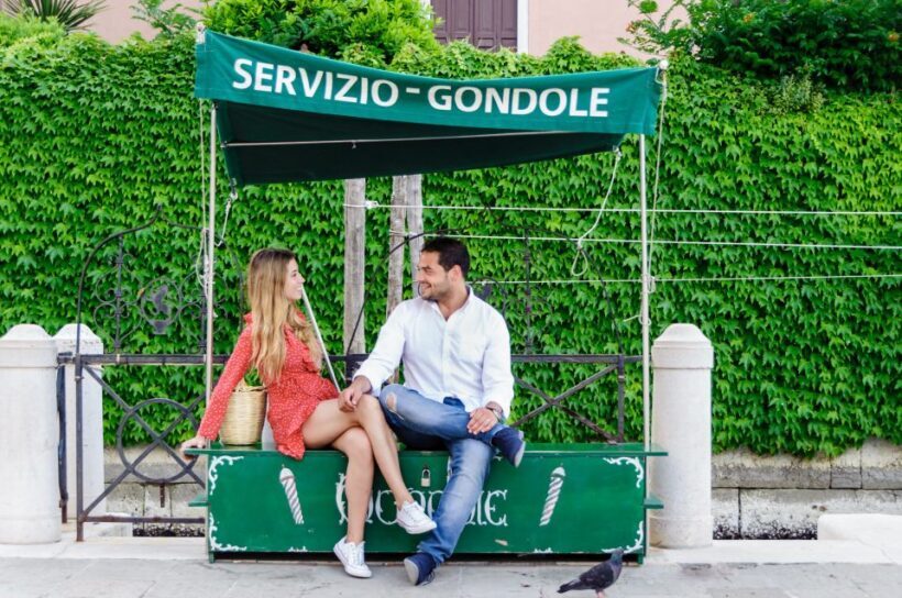 Venice: Private Gondola Ride with Photo Shoot - FAQ