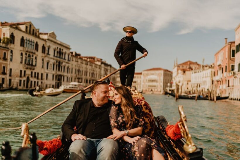 Venice: Private Gondola Ride with Professional Photographer - The Sum Up