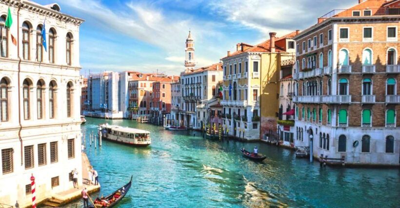 Venice private tour: history, art and unique atmosphere - The Practicalities: Price, Duration, and Comfort
