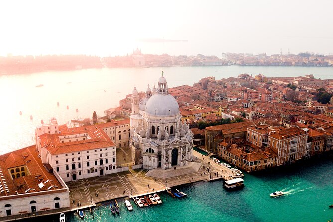 Venice: Private Tour With a Local Guide - Navigating the City With a Local Guide