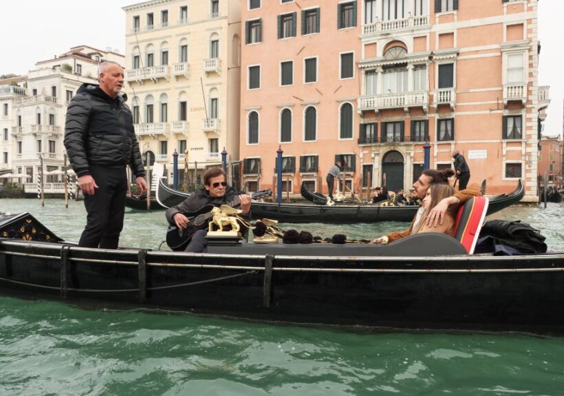 Venice: Shared Gondola Ride and Serenade - A Practical Look at the Venice Gondola Serenade Tour