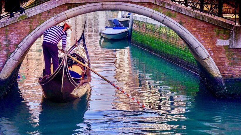 Venice: Shared Gondola Ride through the Lagoon City - Who Should Consider This Gondola Ride?