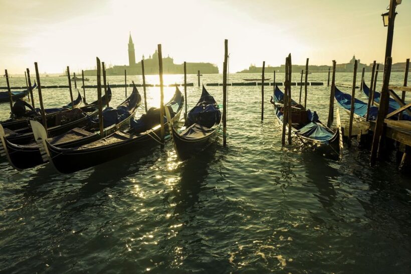 Venice: Shared Gondola Tour - FAQ