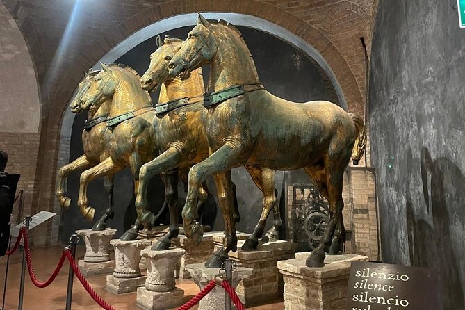 Venice Skip the line of San Mark Basilica and Doge's Palace Tour - Key Points