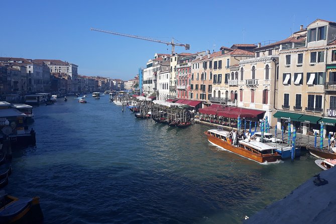 Venice Small Group Tour With Local Guide - Why the Guided Experience Matters