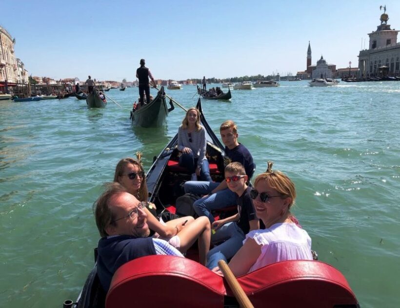 Venice: St. Marks Basilica and Gondola Combo Tour - Key Points