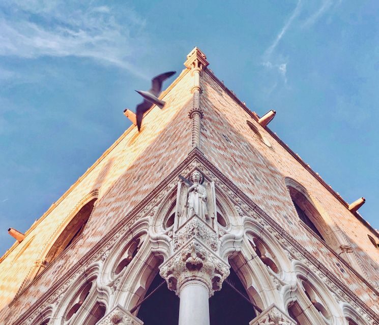 Venice: St Mark's Basilica, Doge's Palace, and Gondola Ride - An In-Depth Look at the Tour