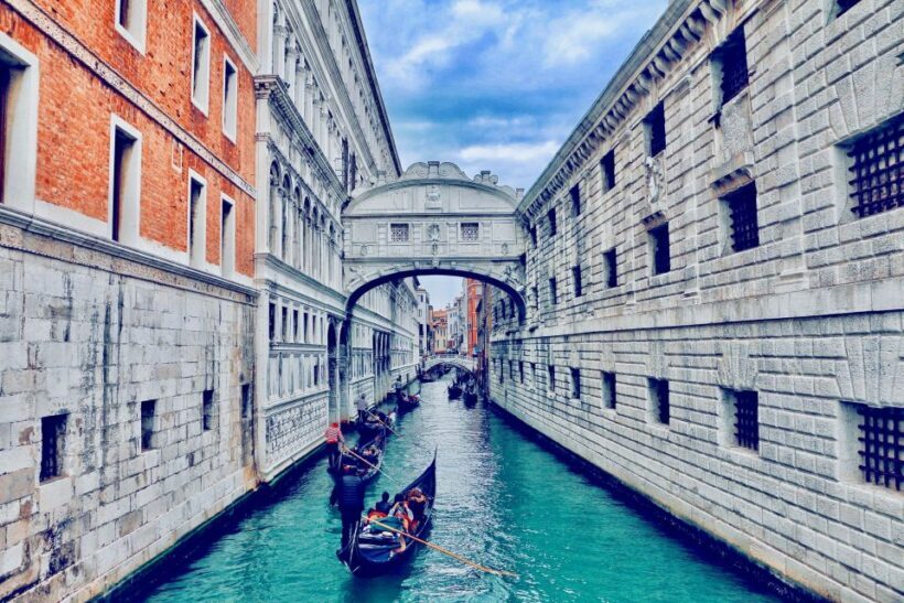 Venice: St Mark's Basilica, Doge's Palace, and Gondola Ride - FAQ