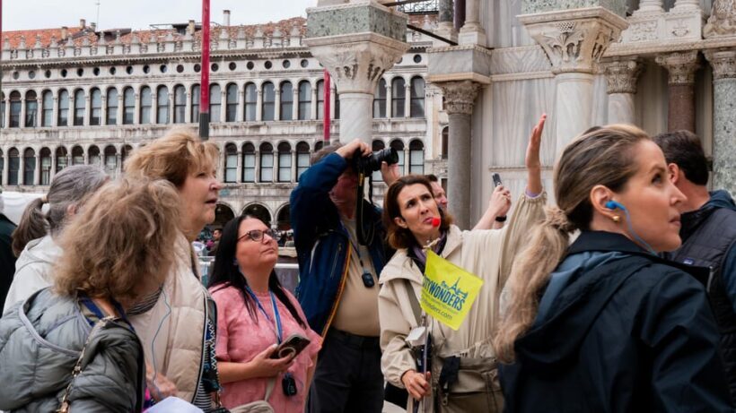 Venice: St. Mark's Basilica Guided Tour and Gondola Ride - Who Should Consider This Tour?