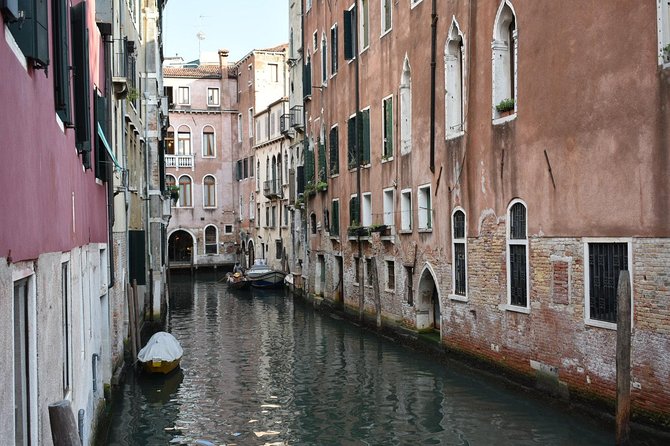 Venice Street Food and Sightseeing Small Group Tour with a Native Guide - Who Should Consider This Tour?
