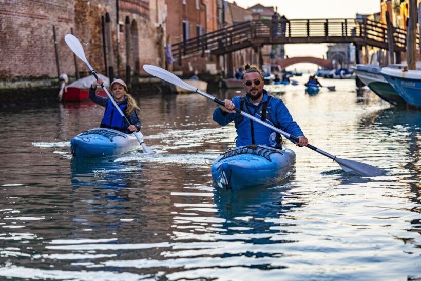Venice: Sunset Kayak Tour in the Canals - The Itinerary: What to Expect