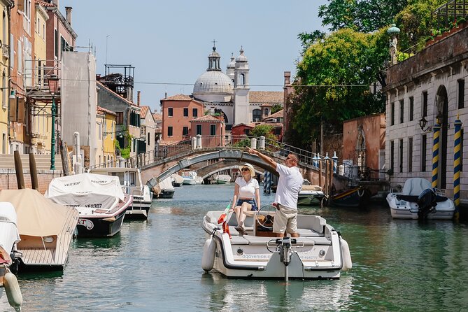 Venice: The Hidden Canals on Electric Boat - Key Points