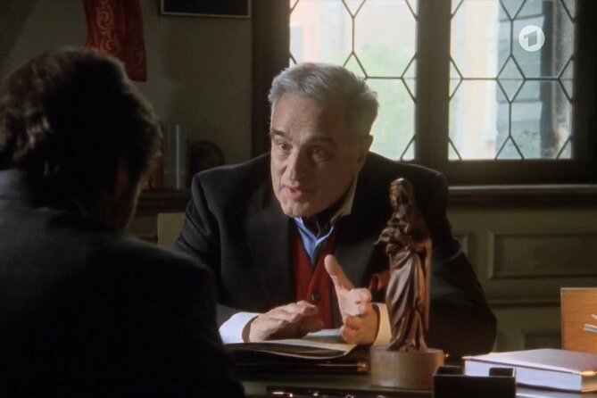 Venice Through Commissario Brunetti's Eyes: A Donna Leon Tour - Donna Leon and Her Acclaimed Series