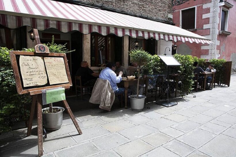 Venice: Venetian Dinner - Who Will Love This Experience?