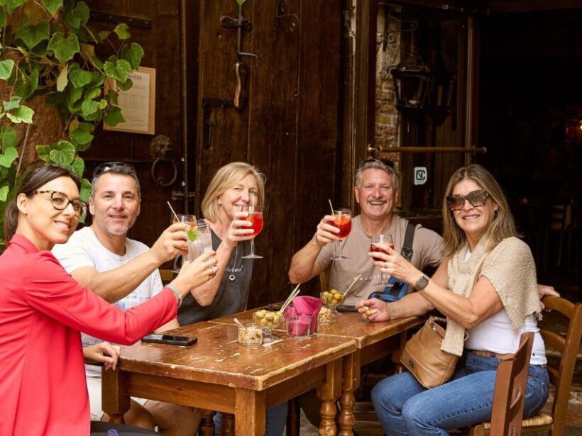 Venice: Vip Semi-Private Walking Tour with Gondola Ride - Pricing and Value: Is It Worth It?