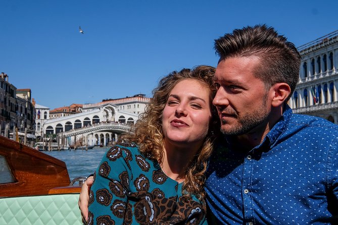 Venice Visitor 90min 40 pictures Photo Session in Venice - Authentic Experiences & Authentic Venice