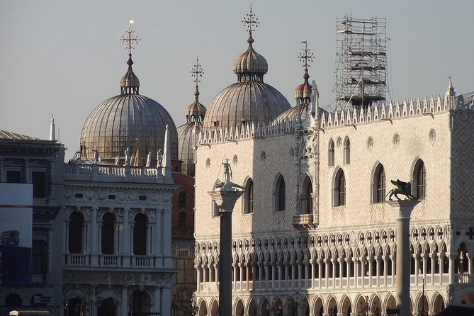 Venice Walking Tour Plus Skip the Lines Doges Palace and St Marks Basilica Tours - Tips for a Successful Tour in Venice