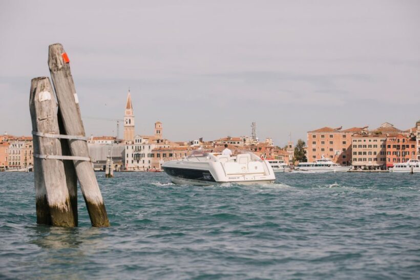 Venice: Yacht Cruise in Venice Lagoon - An In-Depth Look at the Venice Lagoon Yacht Cruise