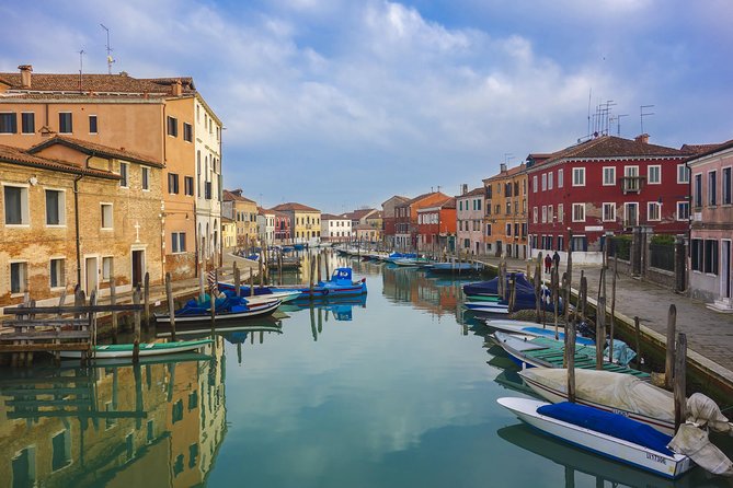 Venice's Colorful Islands: Private Murano, Burano & Torcello Tour - Unveiling the Secrets of Murano Glassblowing