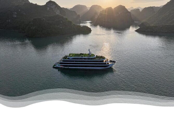 Venus Cruise Halong Bay 2 Days/1 Night 6 Star Cruise - The Experience in Detail