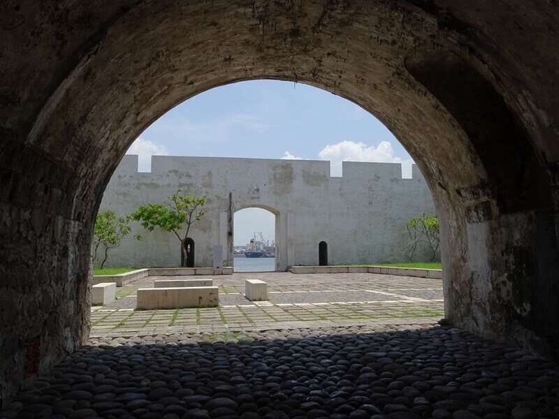 Veracruz: San Juan de Ulua Fortress Skip-the-Line Ticket - Discovering San Juan de Ulua: A Fortress with Many Stories