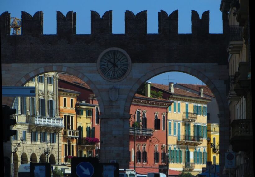 Verona: 3-Hour Guided Walking Tour - The Experience and the Atmosphere