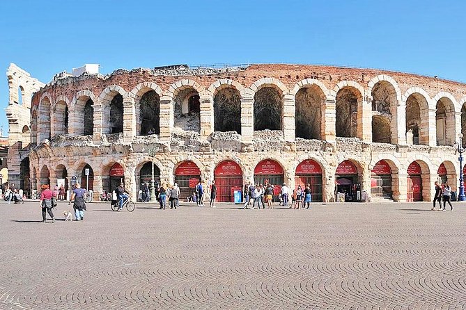 Verona City Sightseeing Walking Tour of Must-See Sites With Local Guide - Visit the Balcony of Romeo and Juliet