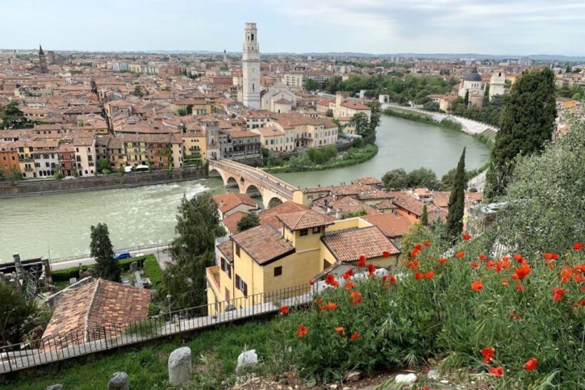Verona: Highlights and Panorama Bike Tour - Discover Verona on Two Wheels