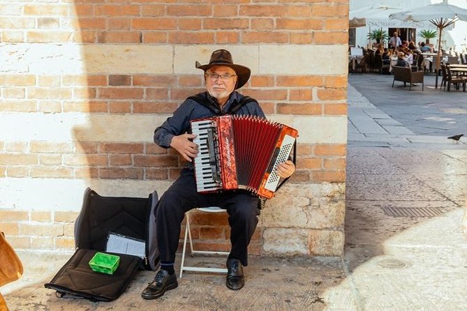 Verona Juliets House & City PRIVATE TOUR With Ticket Included - Juliets House: Beyond the Balcony