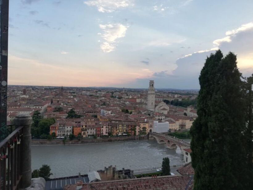 Verona: Night Walking Tour - Key Points