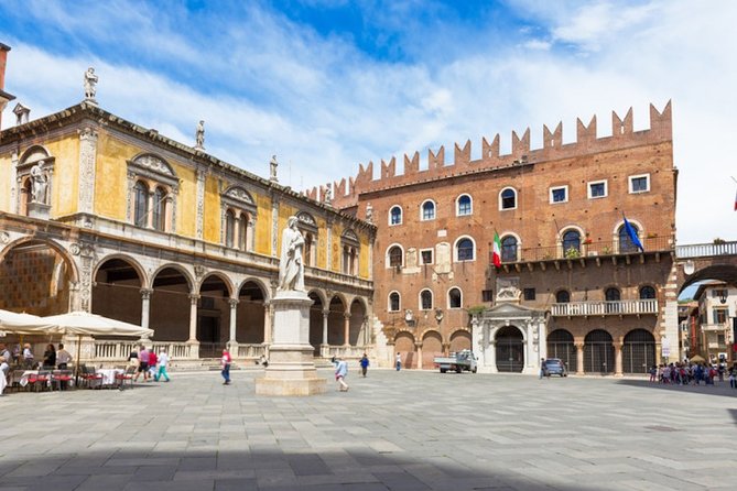 Verona Private Guided Walking Tour, Romeo & Juliet and More - Tour Experience