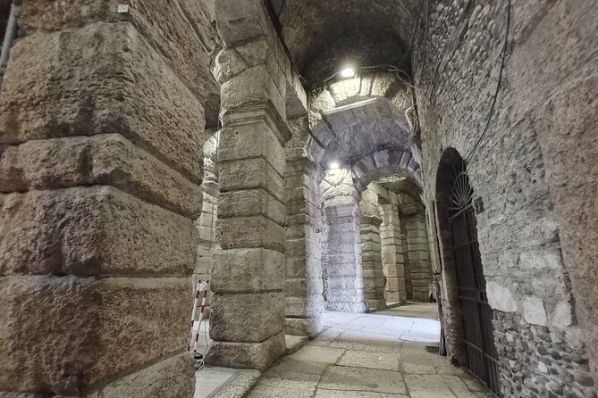 Verona Small Group Walking Tour With Cable Car and Arena Tickets - Tips for a Great Tour Experience