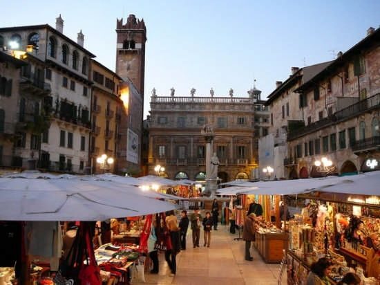Verona: Walking Tour of Historical Center - What to Expect