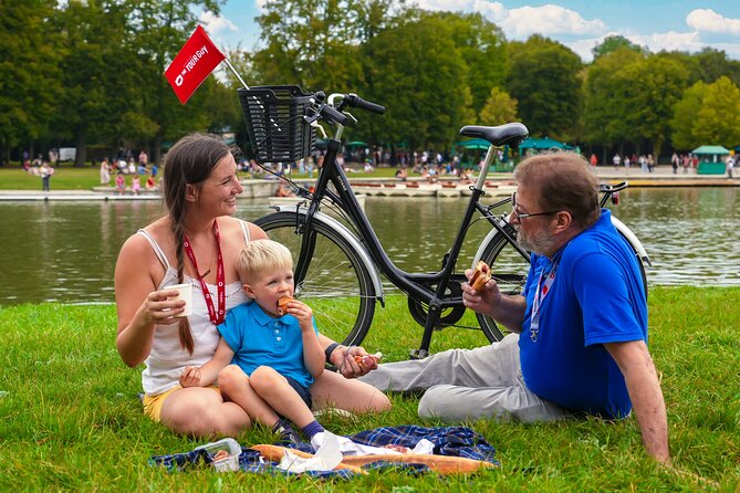 Versailles Bike Tour from Paris w. Gardens & Entry Tickets - FAQ