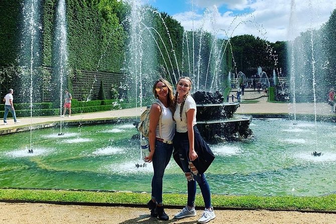Versailles Bike Tour with Market, Gardens & Guided Palace Tour - Picnic by the Grand Canal
